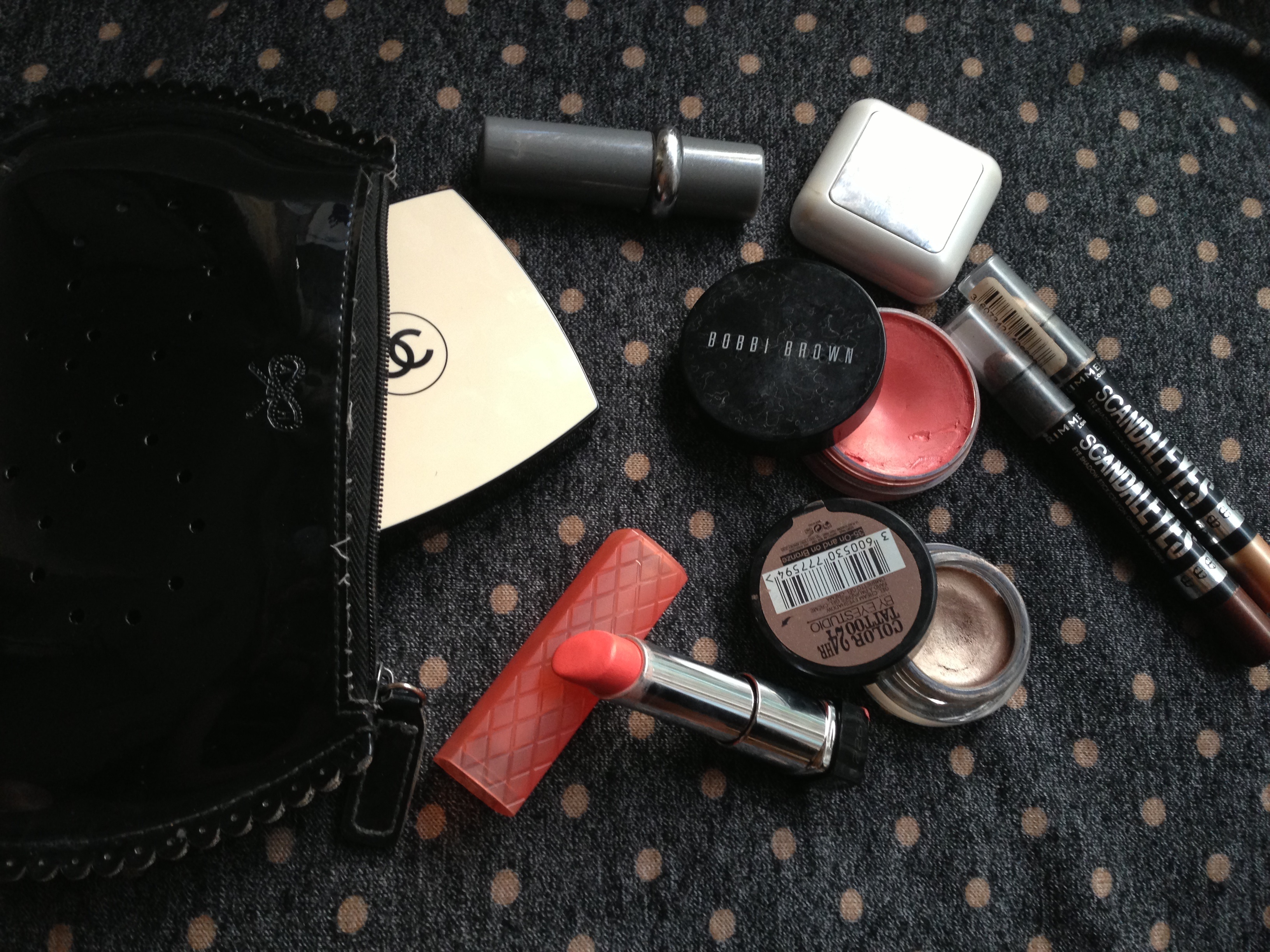 Make up to go - Vogue Festival - Tijan Serena Loves