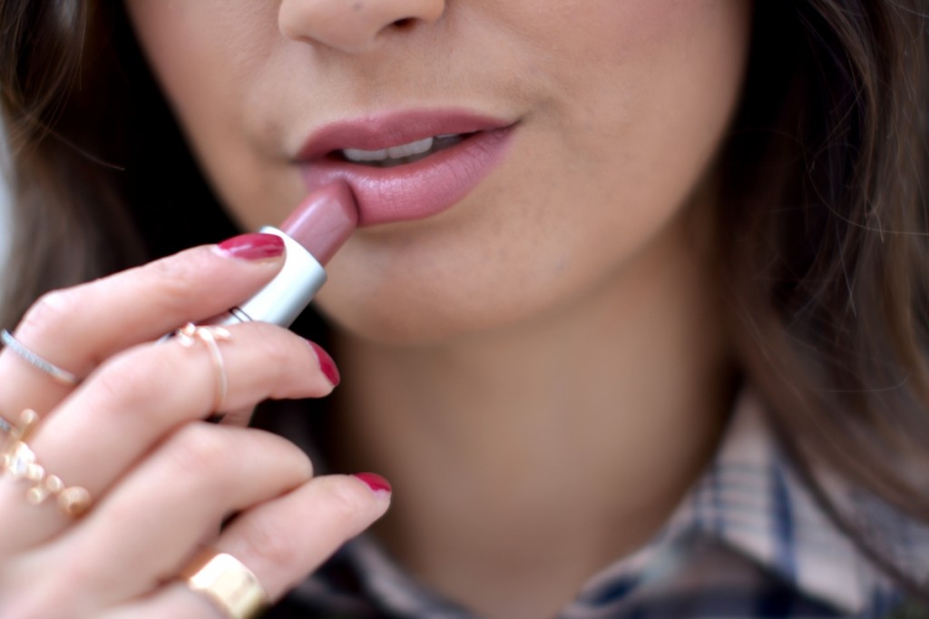 Two new MAC lipsticks - Tijan Serena Loves